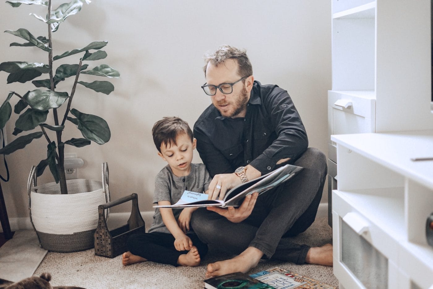 The Best Time is Reading Time with Dad - Tynology