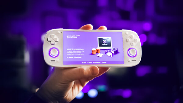 Retroid Pocket 5 Review – Still the Best Retro Handheld in 2025? - Tynology